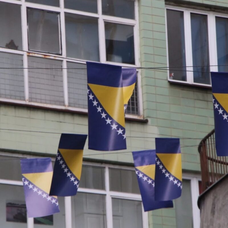 Zastavice na konopcu | VIOR